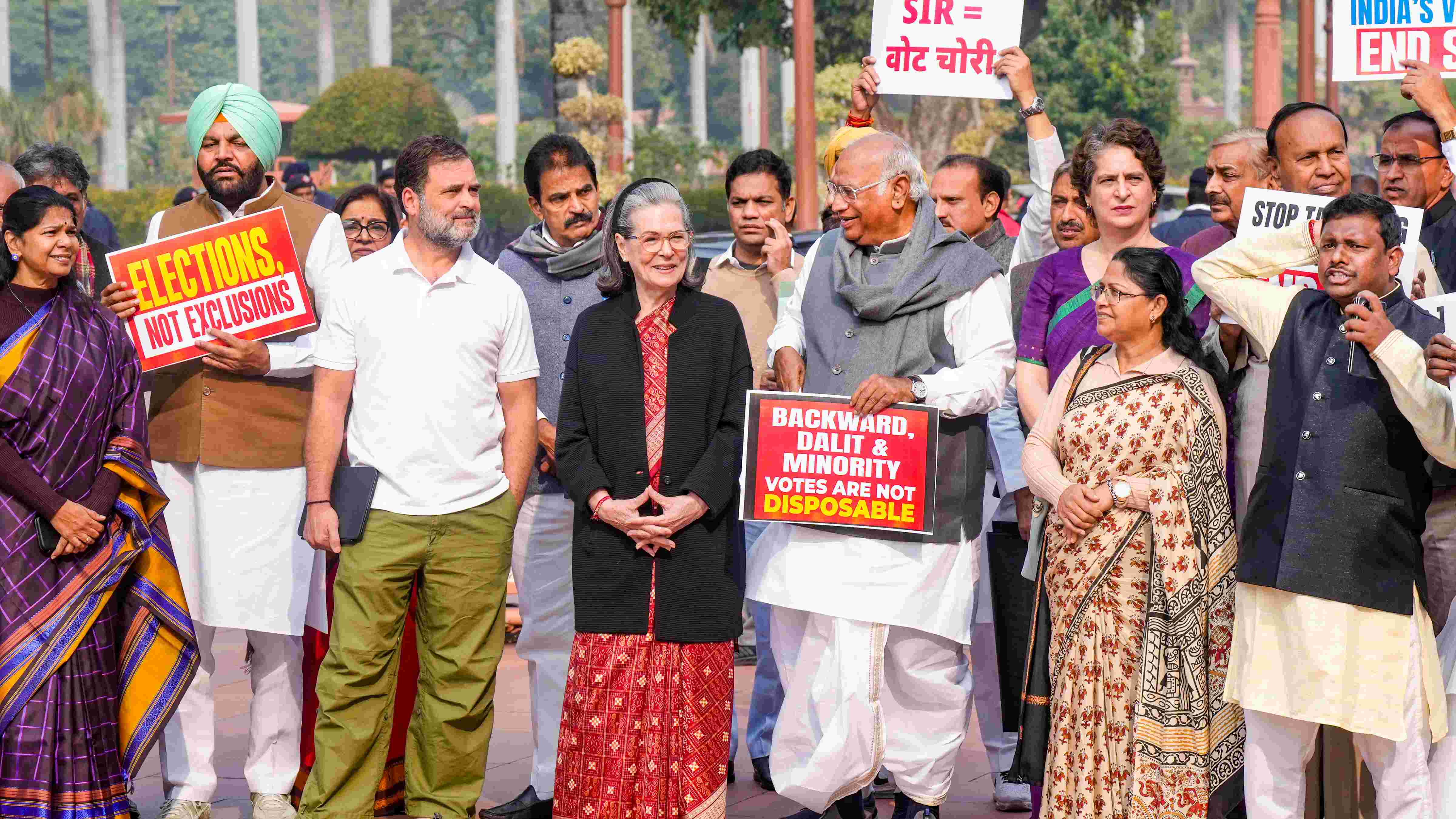 ലോക്സഭ ഇന്നലെയും സ്തംഭിച്ചു | Deepika | The Largest Read Malayalam ...