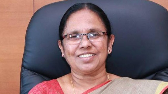 വ ജ്രാ യു ധം പു റ ത്തി റ ക്കി സി പി എം; പേ രാ വൂ രി ൽ കെ. കെ. ഷൈ ല ജ മ ...