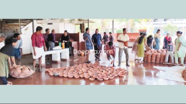സ്മ ര ണ ക ളു ണ ർ ത്തി ത ങ്കി പള്ളി യി ൽ നേ ർ ച്ച ക്ക ഞ്ഞി വി ള മ്പാ ൻ മ ...